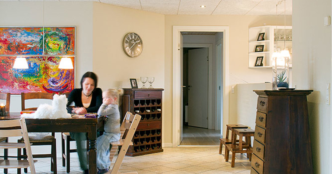 Good acoustics for hearing-impaired family | Troldtekt