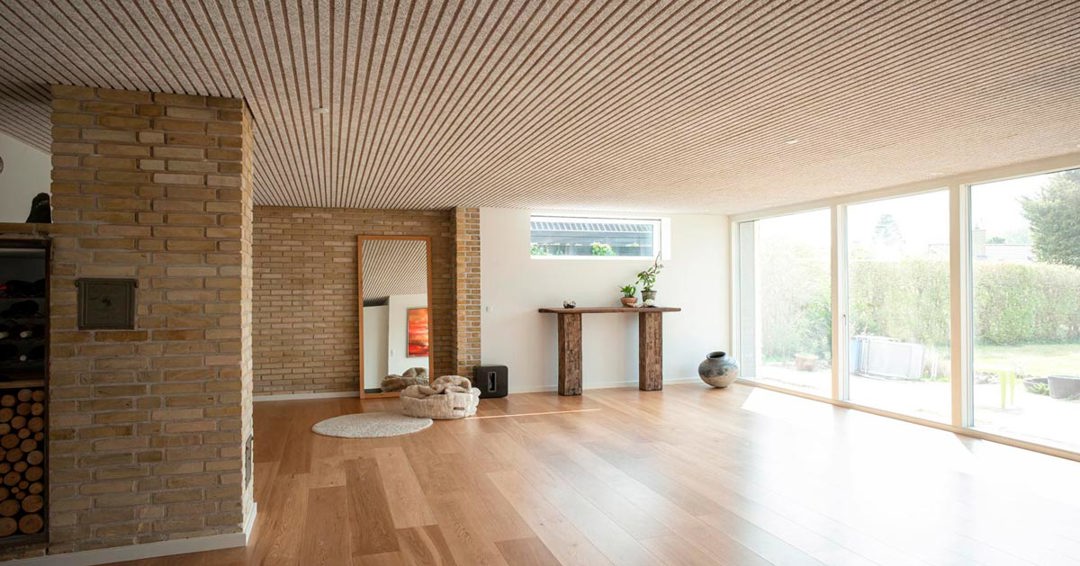 Good acoustics & elegant design with ceiling panels