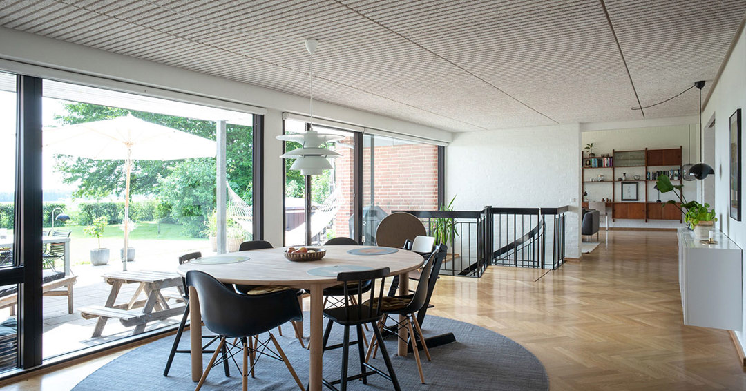 Elegant acoustic adaptation in private home | Troldtekt line
