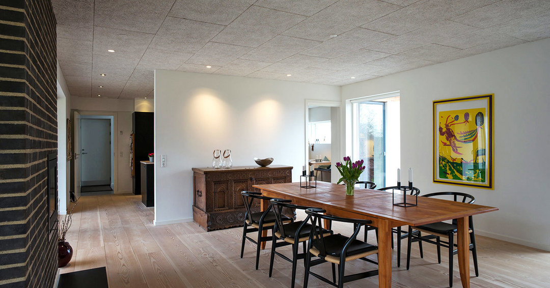 Architectural lines harmonised with the landscape |Troldtekt